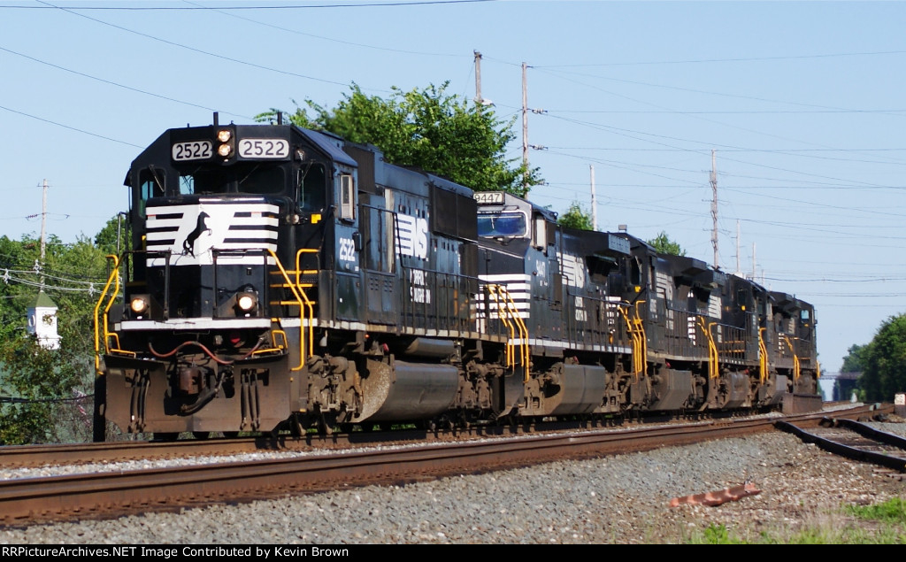 NS (Norfolk Southern) EMD SD70 Locomotive